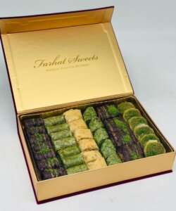 Turkish Assorted Baklava Gift Box - Medium Tray - Farhat Sweets